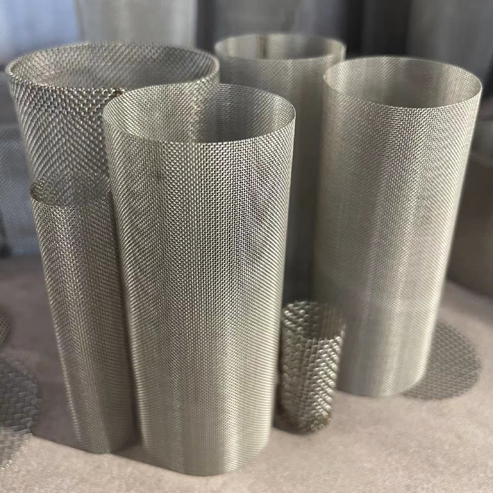 Metal Wire Mesh Filter Tube - High Porosity And Permeability